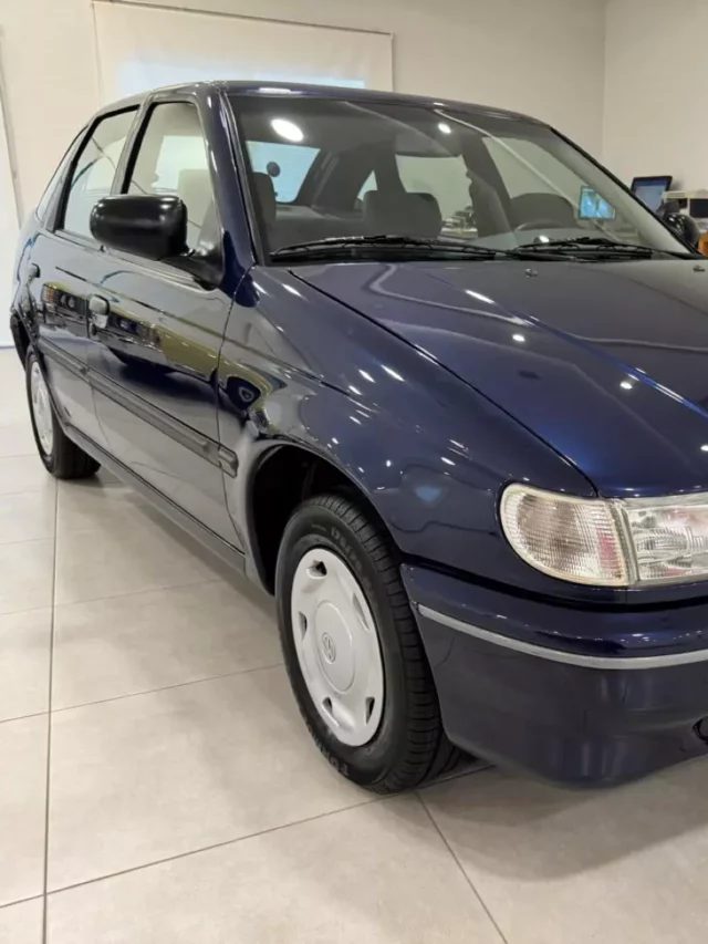 VW Pointer GLI 1.8: Originalidade de Fábrica Intocada Após 28 Anos ...